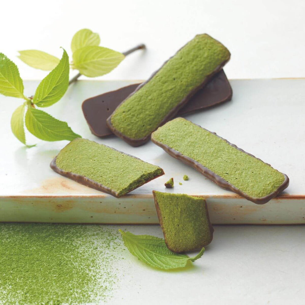 Coconut Cookies with Matcha & Milk Chocolate - Baton Cookies "Matcha"
